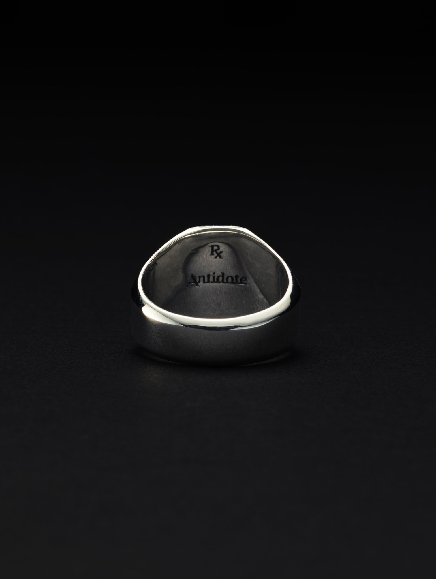 Engraved College Ring | Antidote(アンチドート)